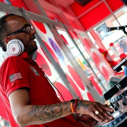 Stream Eric Mpita | Listen to Alain Mabilo Maestro playlist online for ...