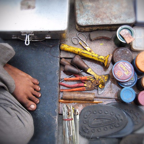 Stream The Barefoot Shoemaker Main Theme by Matia Costantini | Listen ...