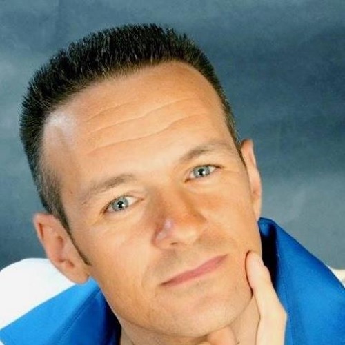Stream IL TUO MONDO by Luca Beretta | Listen online for free on SoundCloud