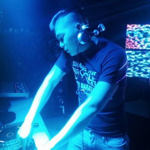 Listen to music albums featuring Quên - DJ Kim Bình Remix by QUách Vox ...