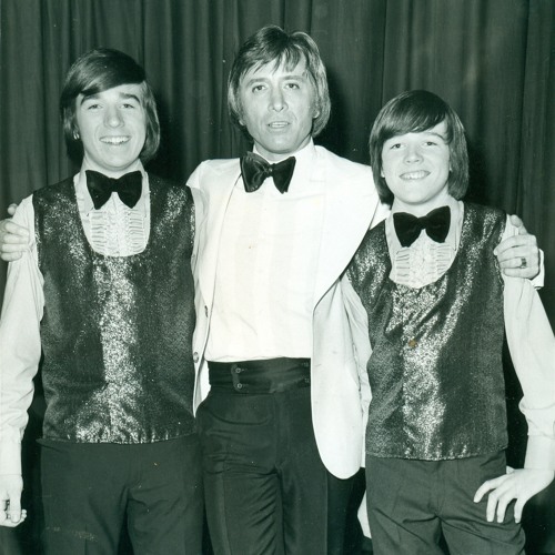 Stream The Cottle Brothers at the London Palladium November 1974.WAV by ...