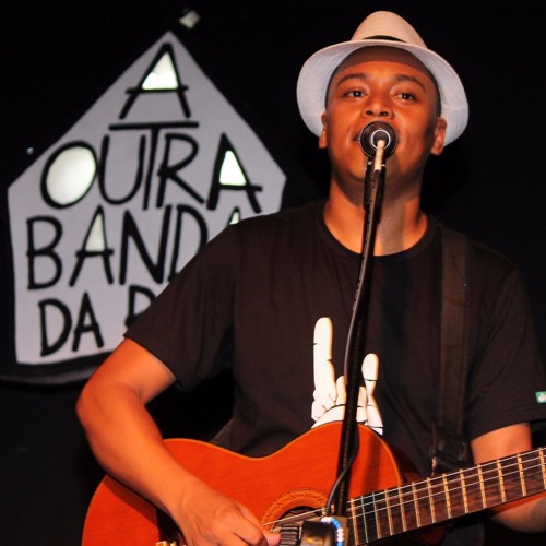 Stream Som Do Velho Bob (AO VIVO) - A Outra Banda Da Rua by A Outra ...