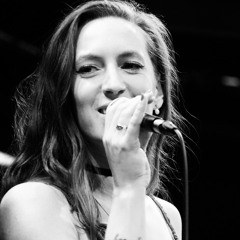 Alice Grace's Instagram, Twitter & Facebook on IDCrawl