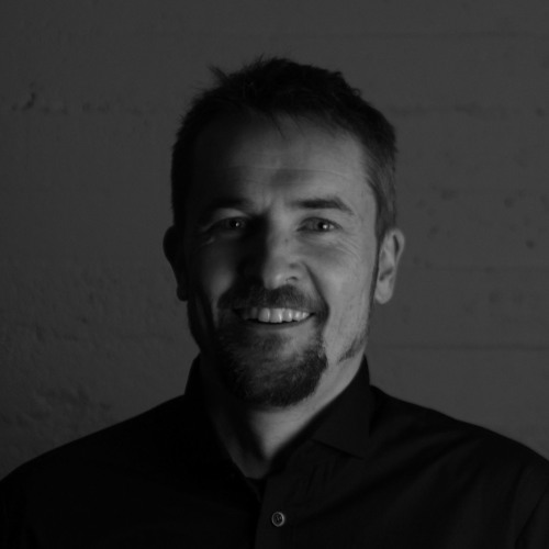 Stream Mikko Villi ja journalismin tulevaisuus by Jylkkäri | Listen ...