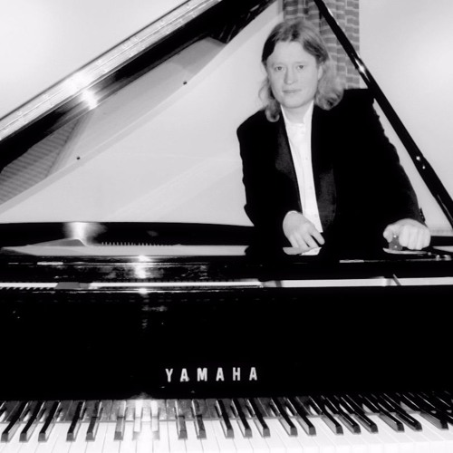 Stream episode RADIO INTERVIEW/CONCERT - THOMAS ALEXANDER - MOZART TO ...