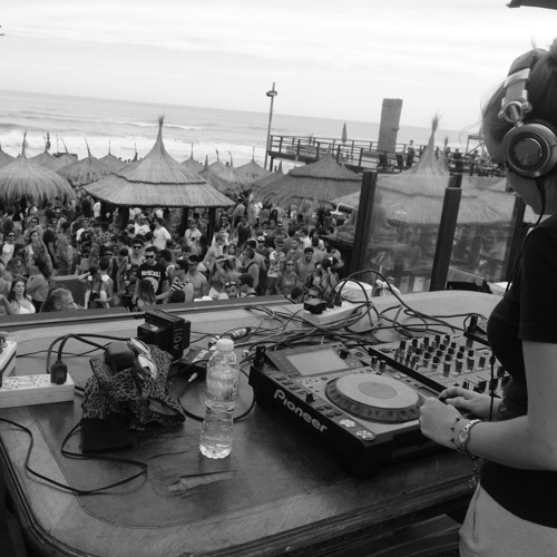 Stream Meli K - Best Of Acantilados MDQ 2017 by Meli K | Listen online ...