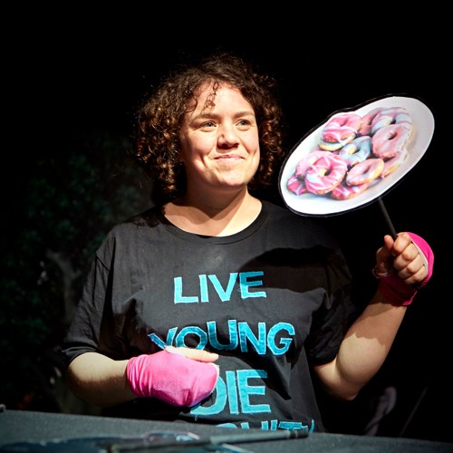 Stream Jess Thom talks to Niamh Ní Chonchubhair about ‘Backstage in ...