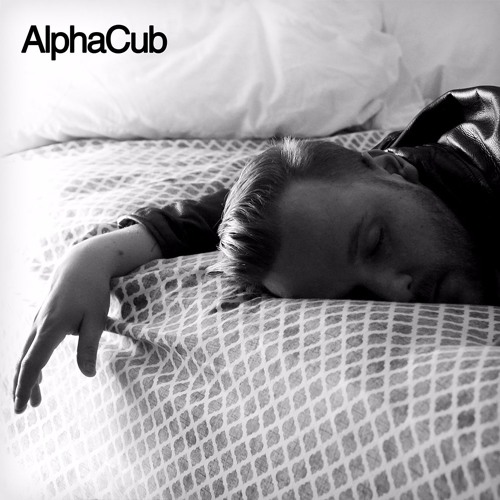 Stream Comet by AlphaCub | Listen online for free on SoundCloud