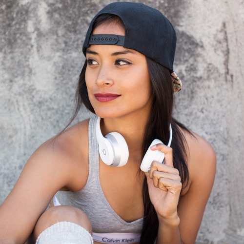 Stream Dee Dee 90's Hip Hop Mix by Dee Dee | Listen online for free on ...