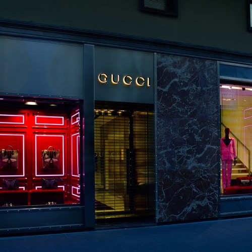 Stream TSPS Episode 817 - Gucci: An Epic Family Legend Unmasked by The ...