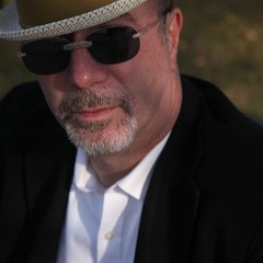 Malcolm Hunter's Instagram, Twitter & Facebook on IDCrawl