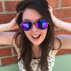 Stacy Lenz's Instagram, Twitter & Facebook on IDCrawl