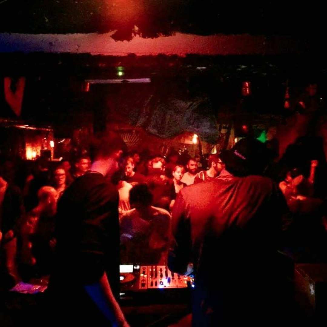 Stream Guzy b2b Oliver Winters @ Kultstätte KELLER | Berlin by Guzy ...