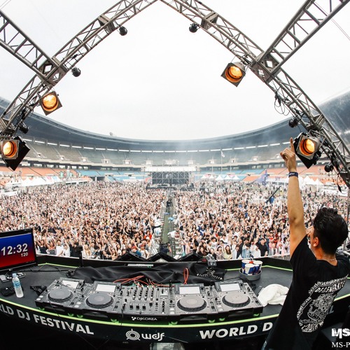 Stream Vandal Rock Live At World DJ Festival 2017 by Vandal Rock ...