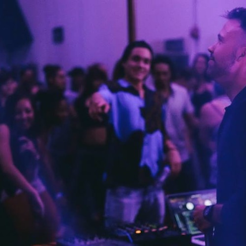 Stream Lafa Taylor & Aabo - Falling featuring Goapele (Mikos Da Gawd ...