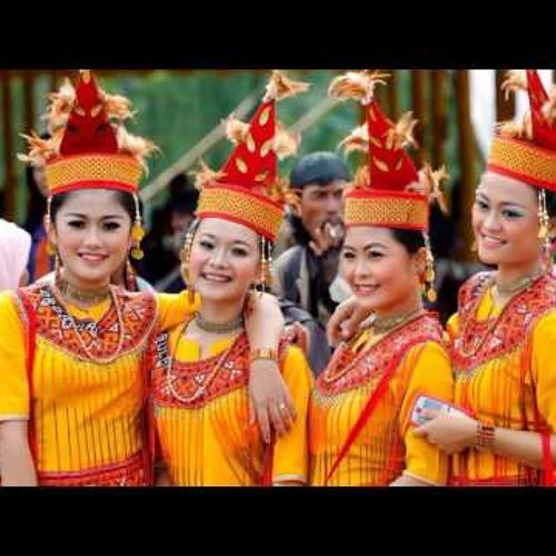 Stream Dero Poso - Mopea Pea Be'inco by Andika Suwartama | Listen ...