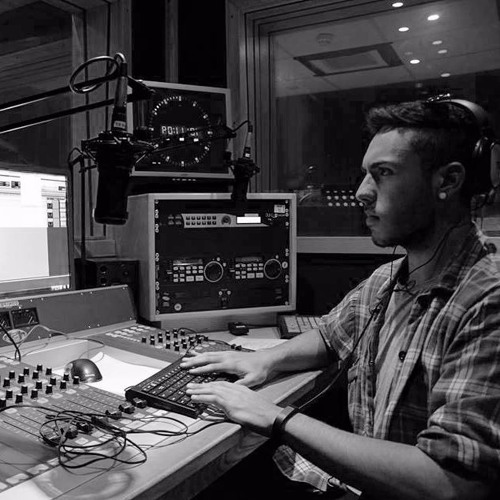 Stream 'The Lauren and Alan Show': When older topics meet younger radio ...