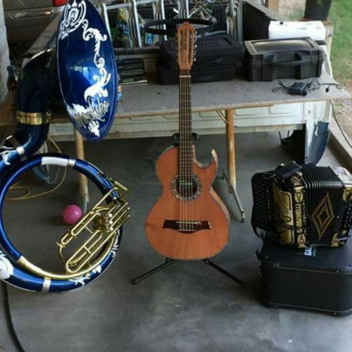 Stream Daniel Moralez | Listen to las de pistachon playlist online for ...