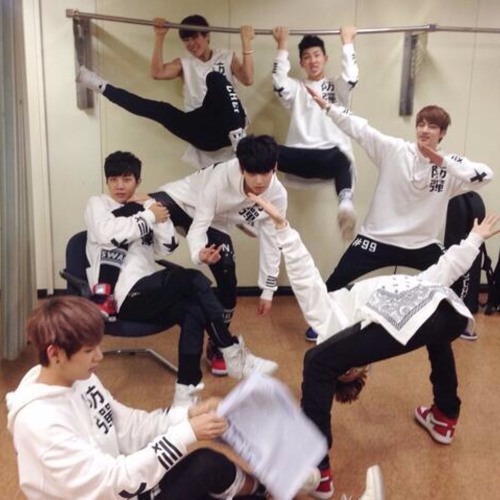 Stream 4 O'Clock - Rap Monster , V (BTS) by Phàiớ Cháyrồikìa | Listen ...