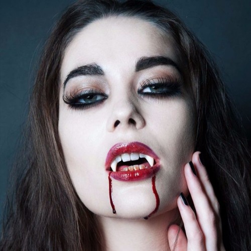 Stream La Madriguera Del Cuervo, Alouqua by Damon Arturo Pendragon ...