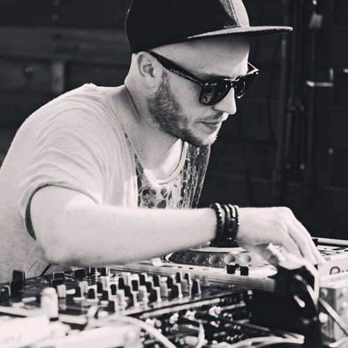 Stream Simon Mattson — DHM Podcast #302 (September 2017) by Deep House ...