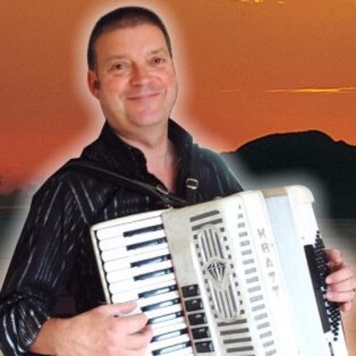 Stream Ian Muir | Listen to Ian Muir - Scottish Dance Band playlist ...