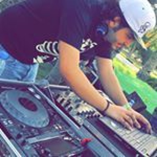 Stream Dj_zico69 توجعني روحي by Dj Zico | Listen online for free on ...
