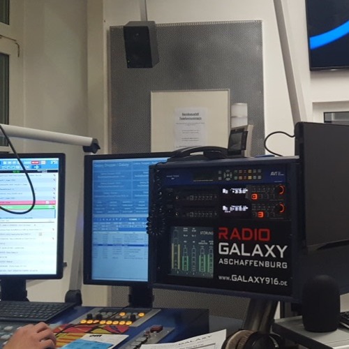 Stream Kraftklub Release Check by Michelle.Noé | Listen online for free ...