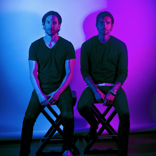 Stream Laura Rey | Listen to Mostreo👽🤪 playlist online for free on ...