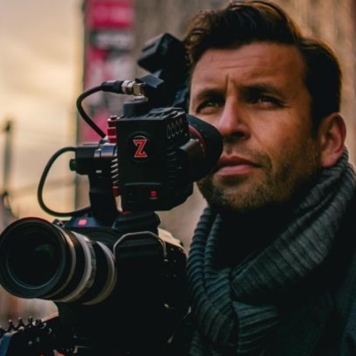 Philip Bloom's Instagram, Twitter & Facebook on IDCrawl