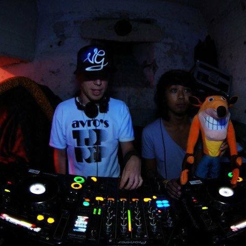 Stream WMC Miami Mix (March 2010) by Mightyfools | Listen online for ...