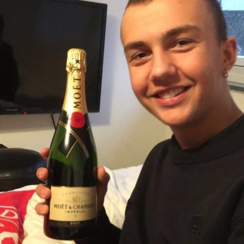 Stream BOOZET SOM ALDRIG FOR - 07(2) by 07 | Listen online for free on ...