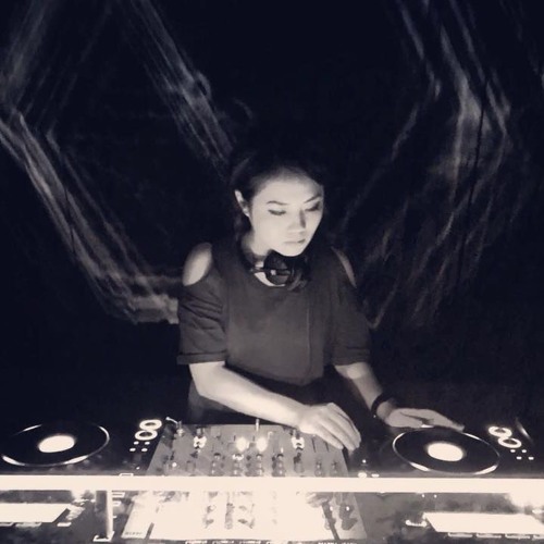 Stream Skew-Whiff with Ocean Lam (Social Room/Hypnotic/Typhoon8) at ...