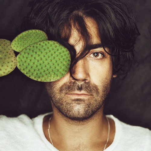 Stream Un Cactus By P A C Ø · C O L O M B À S Listen Online For Free