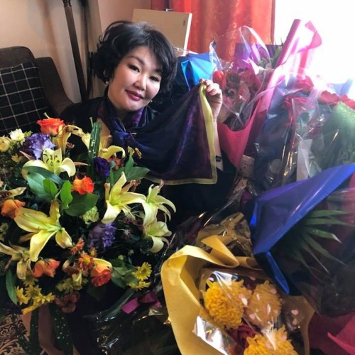 Stream Бурхад хүртэл яагаад зовох ёстой юм бэ Ц Хулан By Өнөр Цэцэг Listen Online For Free