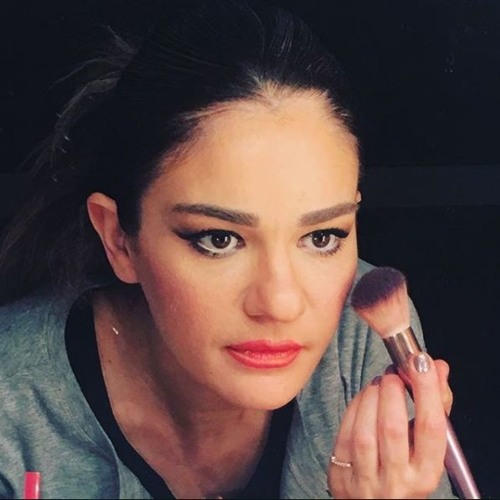 Stream Derya Bedavacı - Sayende by K Müzik | Listen online for free on SoundCloud