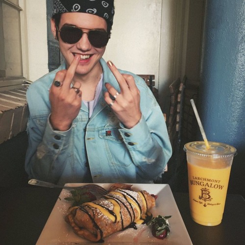 Stream Goody Grace - Hotline Bling (drake cover) by thcprince | Listen ...