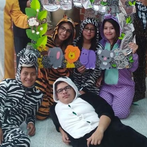 Stream Uso de las mayúsculas by Jessica Tigua | Listen online for free ...