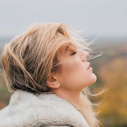 Stream Lea Danis - Homesick (Dua Lipa cover) by Lea Danis | Listen ...