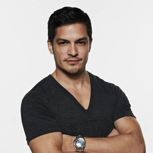 Stream Interview: Actor Nicholas Gonzalez from The Good Doctor (5/16 ...