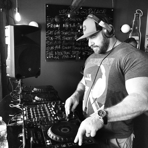 Stream ROXY - SHE'S TURNING IT! - ALEX RAMOS REMIX (LIKE A MAN BASE ...