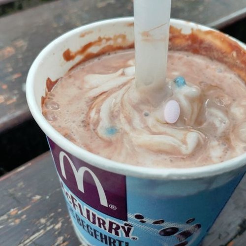 Stream Bladee - I'm Goofy Alt Mix by MOLOCH⛧WORSHIP | Listen online for ...