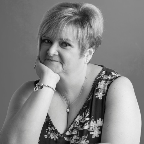 Stream Tracey Mitchell - Boys of Summer by Entertainment Express ...