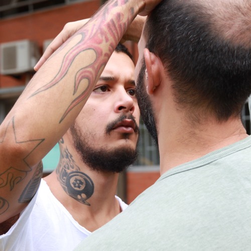 Stream Como é estar no coletivo e o processo de conhecer os limites by ...