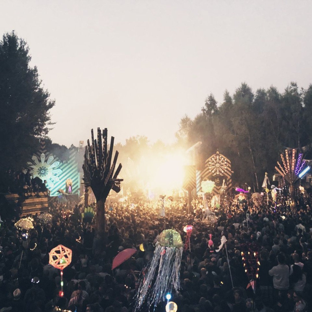 Listen to Monolink (live) @ Fusion 2018 by Monolink in 1 playlist ...
