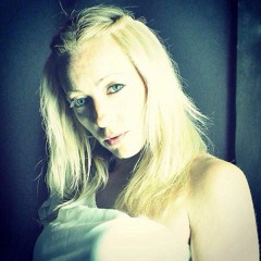 Lorraine Gray's Instagram, Twitter & Facebook on IDCrawl