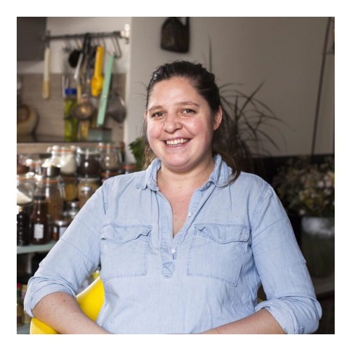 Stream episode Chloé Charles - Chef cuisinière by Curiosity Club ...