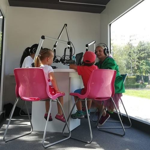 Stream Tania - In - Radiomobilul - Itsy - Bitsy by Valentin Pavel ...