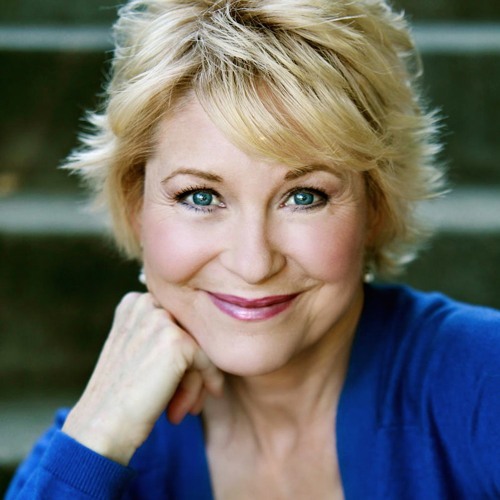 Stream Interview: Actress Dee Wallace and actor Robert MacNaughton from ...