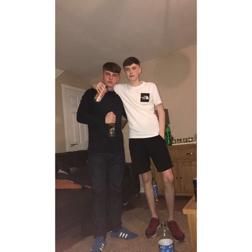 Stream Right Here by Lewis King♋ | Listen online for free on SoundCloud